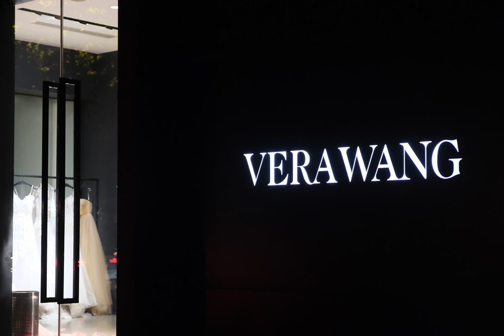 Vera Wang White Logo Vera Wang Perfect White Is A Wedgewood Joy To