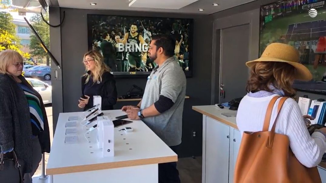 AT&T Opening 1,000 New Stores By Early 2020 - Retail TouchPoints