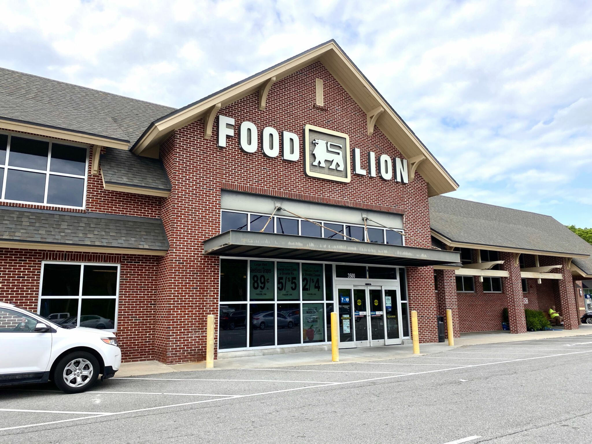 Food Lion Will Purchase 62 Stores From Southeastern Grocers - Retail ...