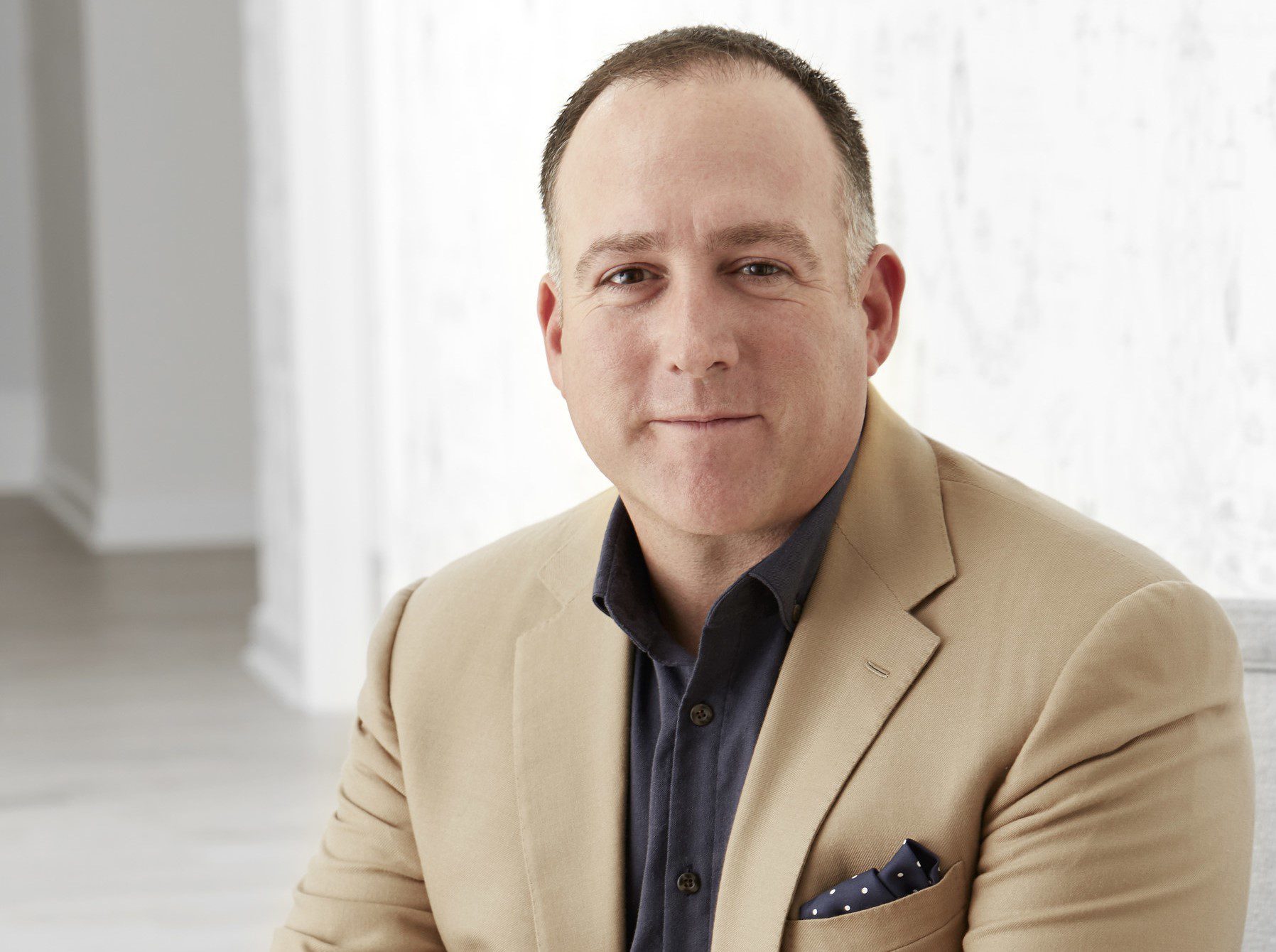 Kendra Scott Steps Down as CEO of Namesake Brand, Tom Nolan to Take the ...