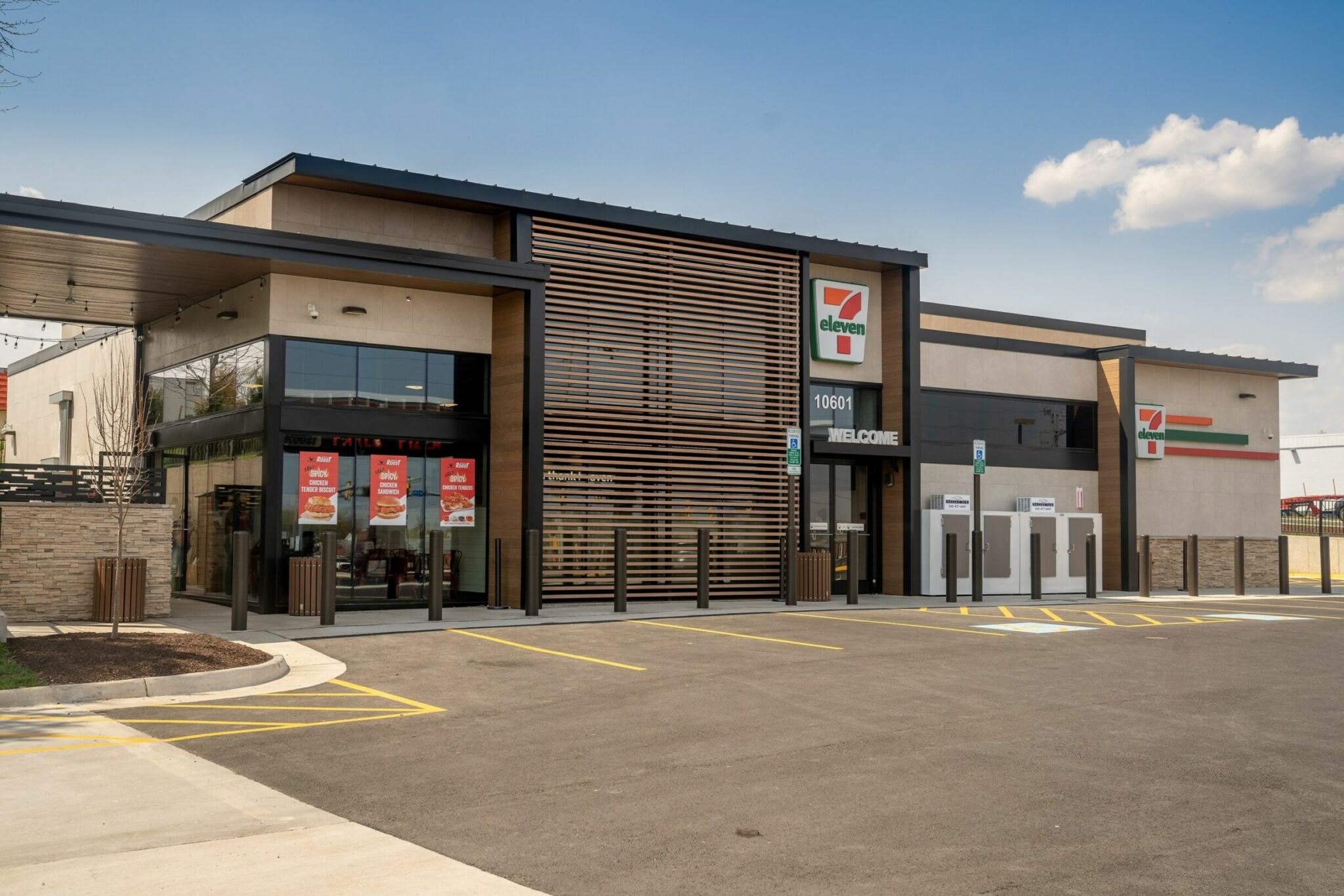 7-Eleven Ramps Up QSR Offerings in Latest Evolution Store - Retail ...