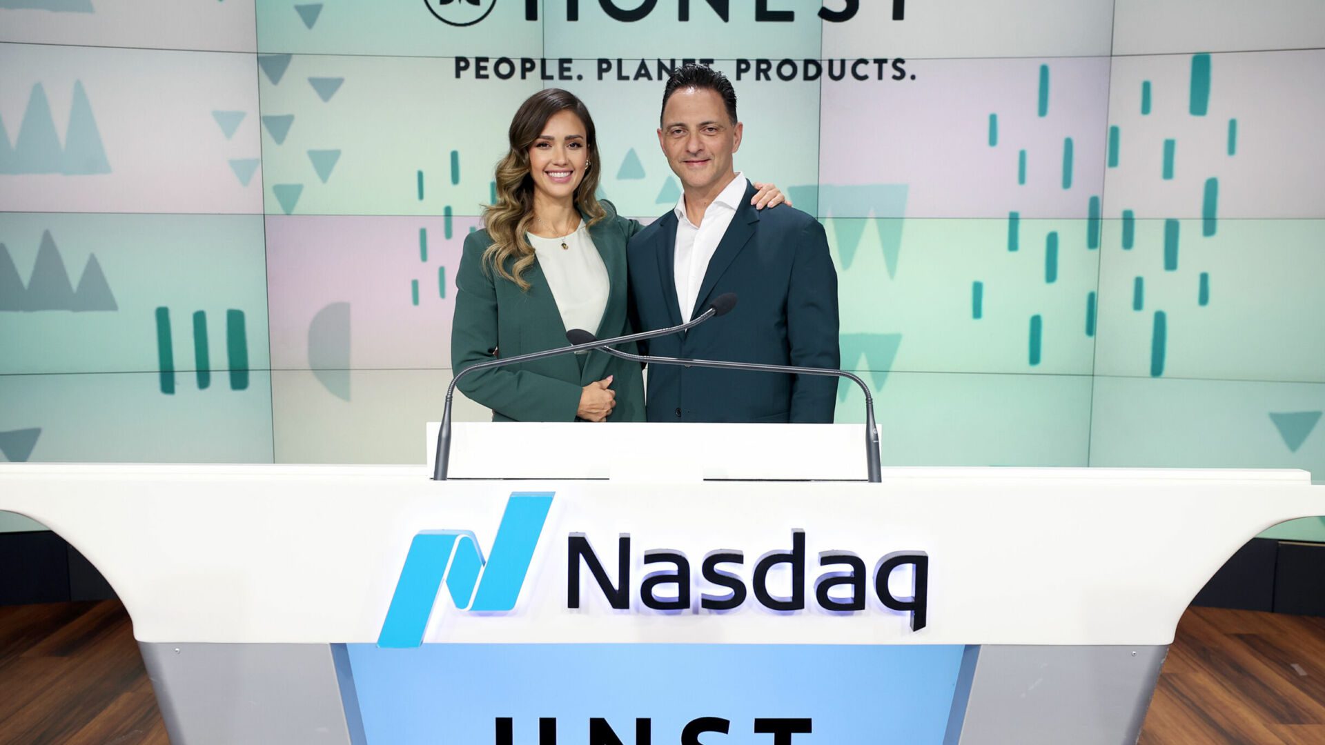 Honest Company Stock Jumps 40% on First Day of Trading Despite ...