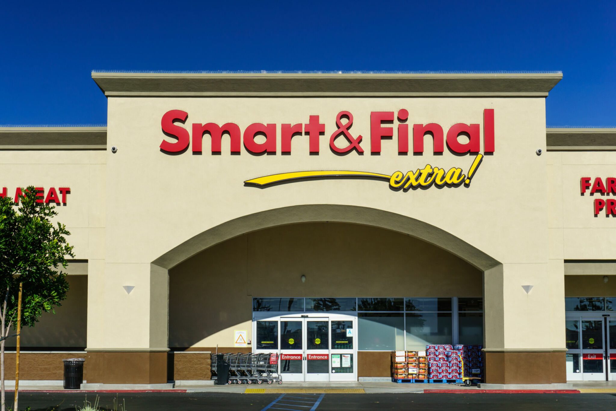 Apollo Sells Smart & Final to Bodega Latina for $620M - Retail TouchPoints