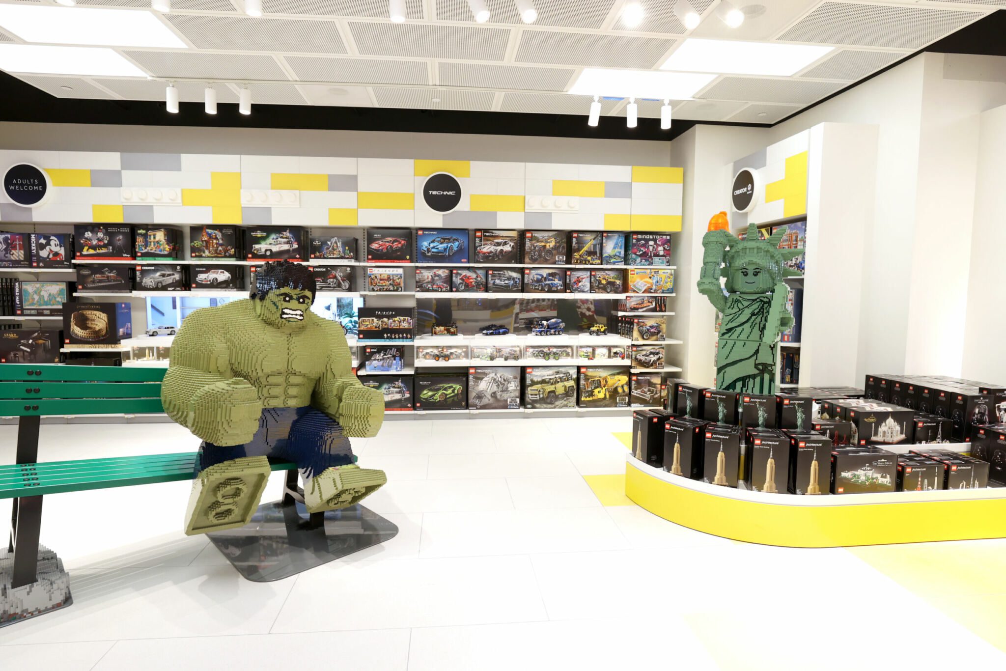 LEGO’s New NYC Flagship Inspires Customer Creativity, Brick by Brick ...