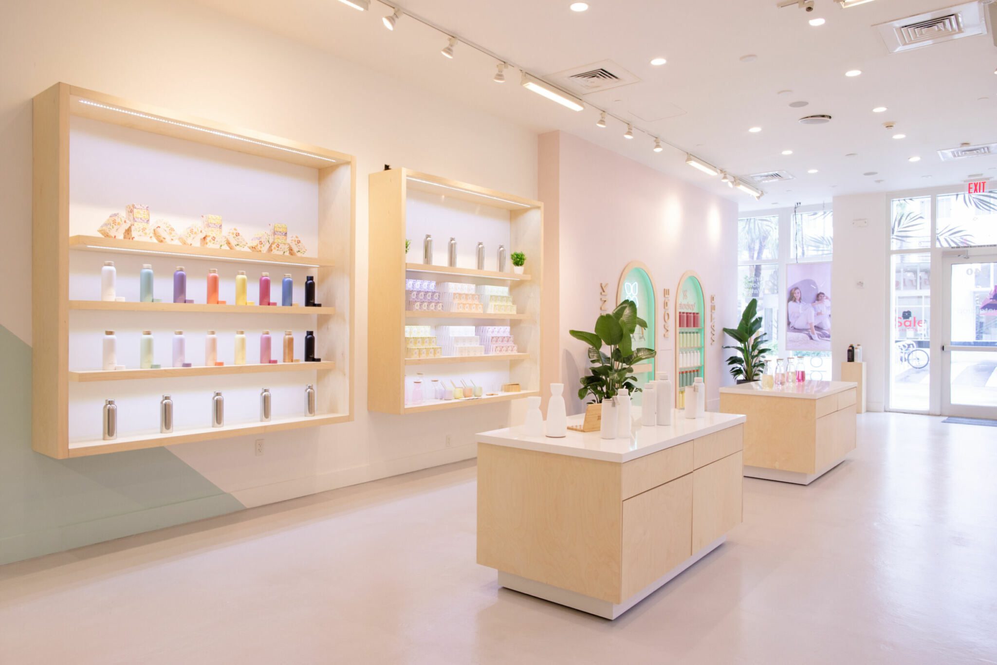 Waterdrop Opens First U.S. Retail Flagship in Miami Beach - Retail ...
