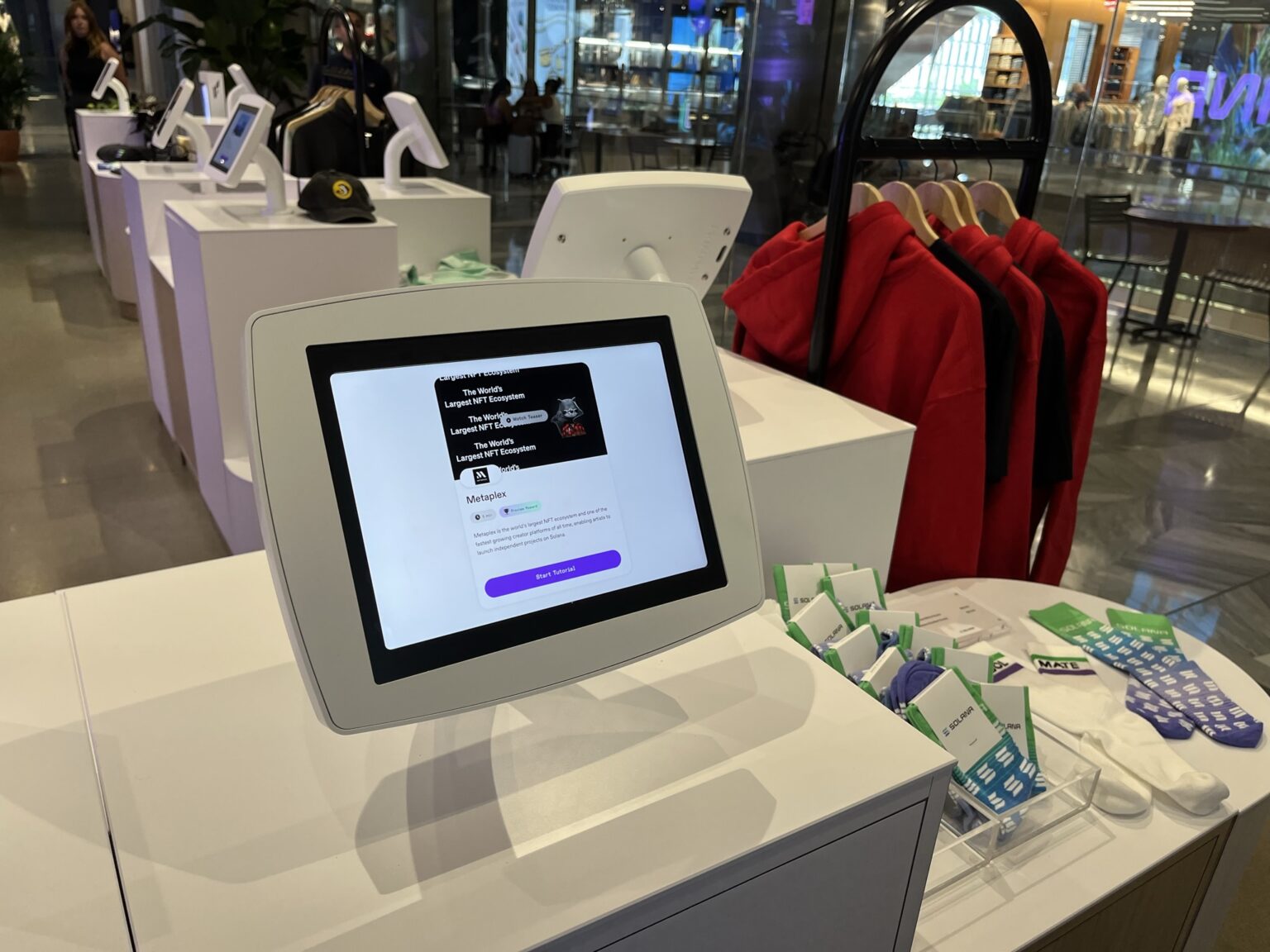 New Solana Spaces Store in NYC Heralds Coming Wave of ‘Phygital’ Web3 ...