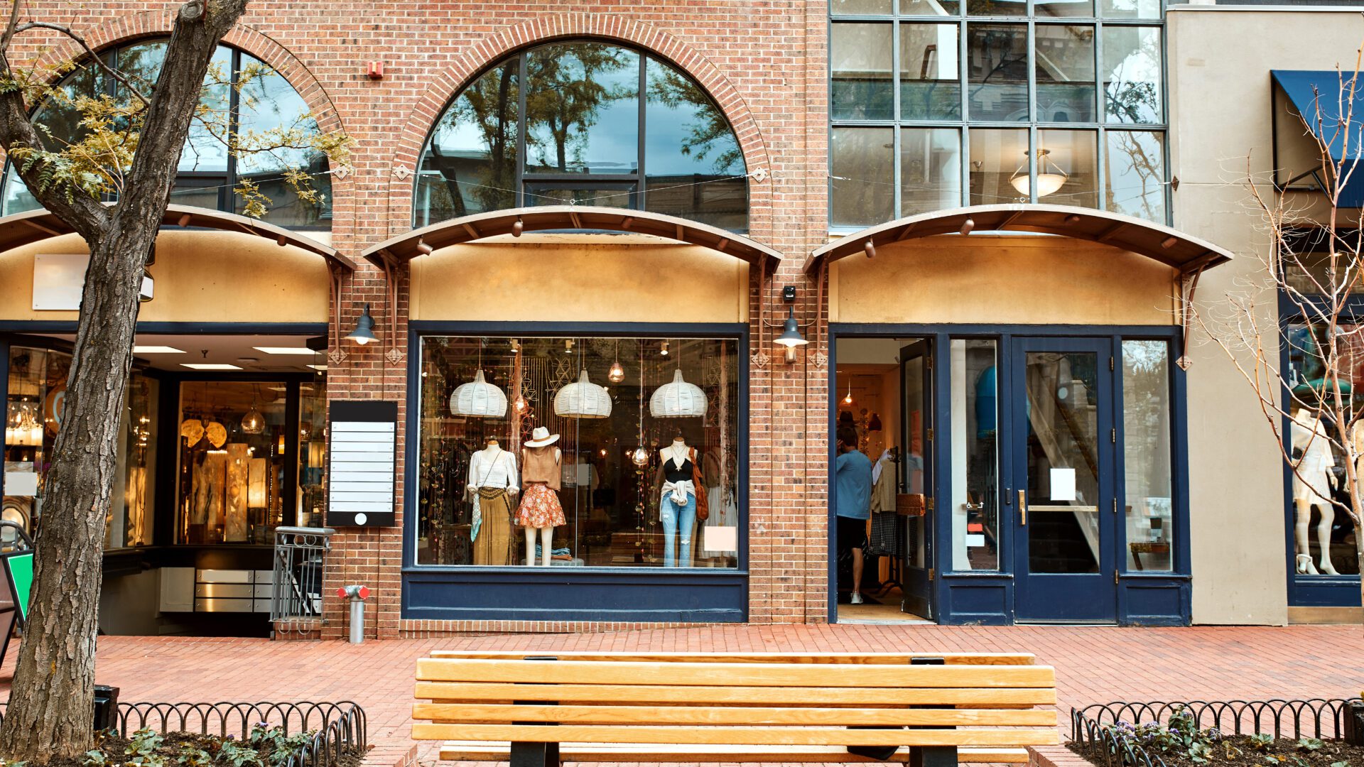 Bringing Experiential Retail into the Open Air with Events and ...