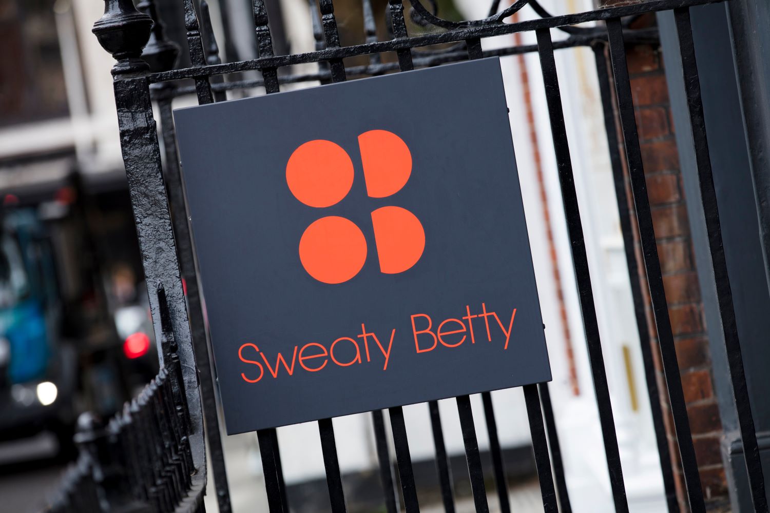 Sweaty Betty Rolls Out Mobile POS Across 73 Stores - Retail TouchPoints