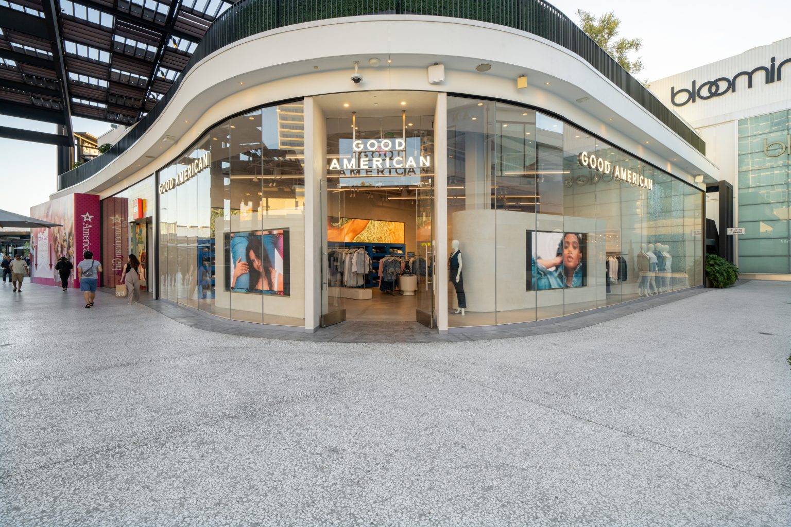 Good American Taps Samsung to Power Immersive Store Experience at LA ...