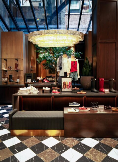 Abercrombie Brand Marks Fifth Year of Net Store Expansion With New SoHo ...